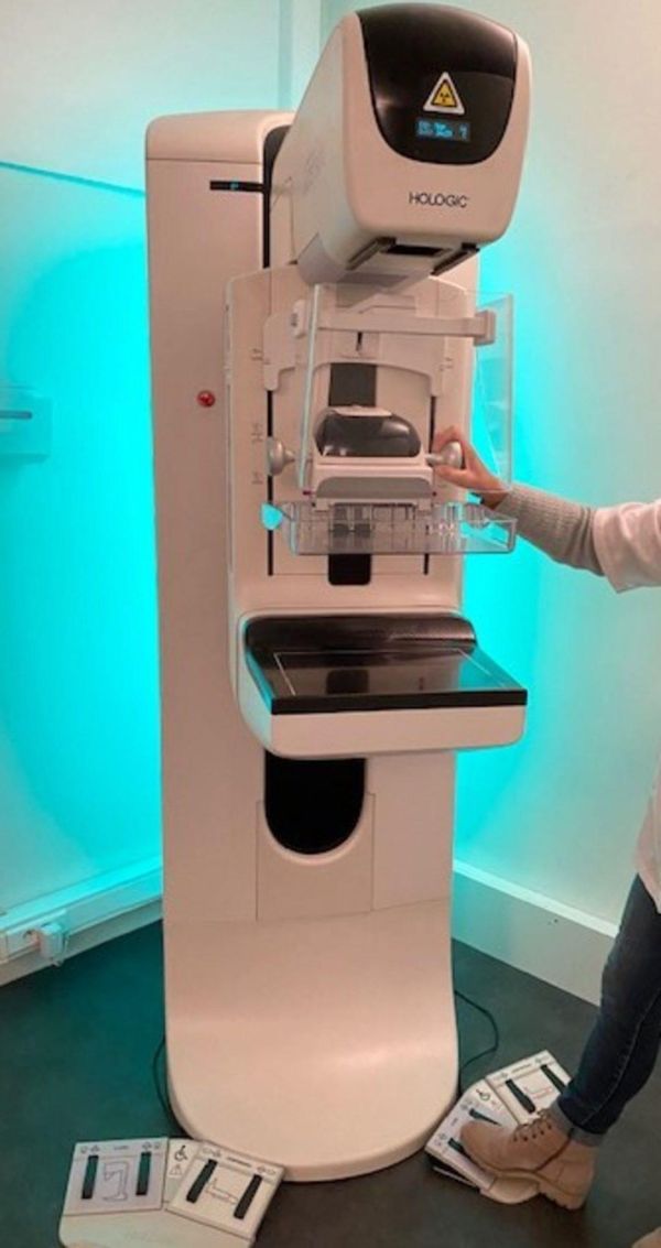 Onderzoeken › Radiologie Turnhout - Dr. Jan De Schepper